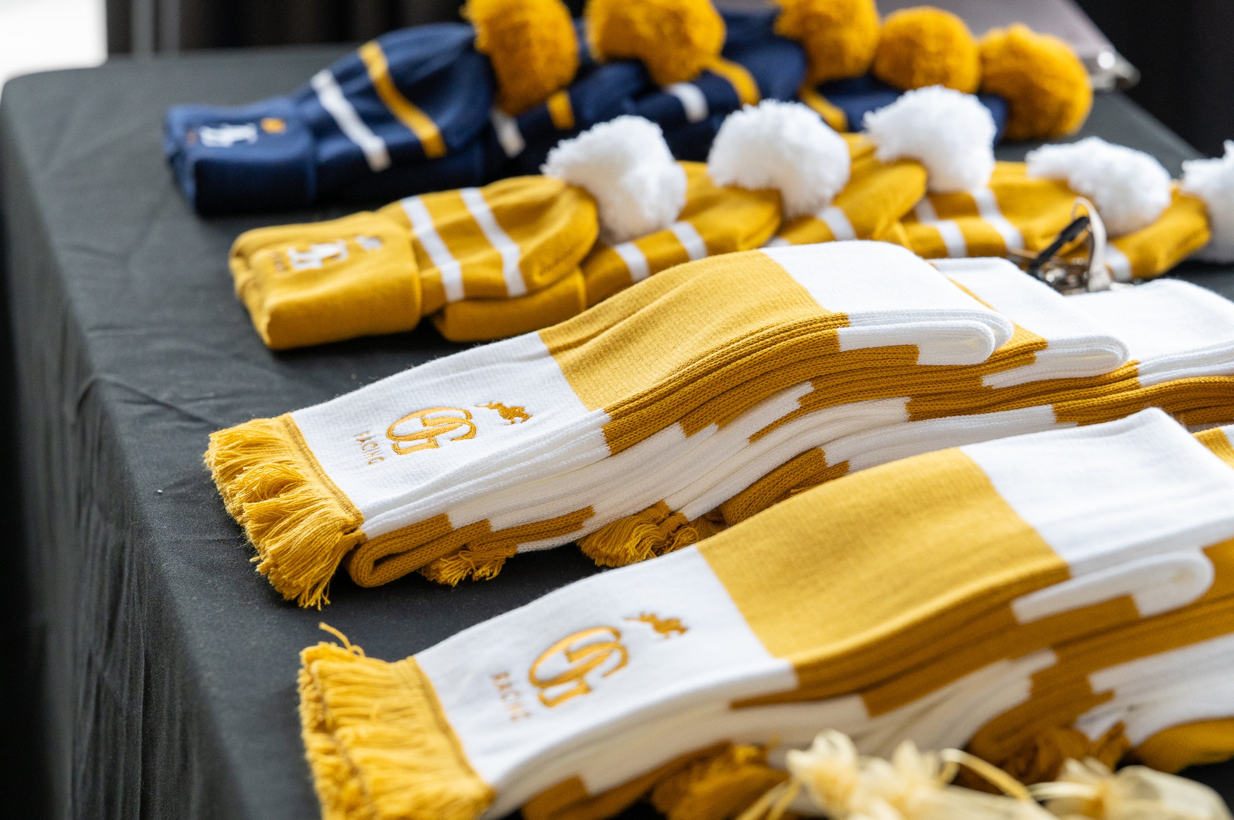 Merchstore.oldgoldracing.com – Old Gold Racing Merchandise